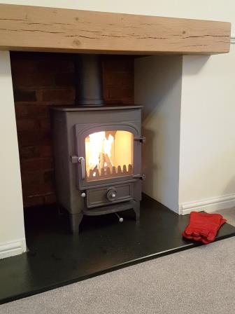 Clearview Pioneer 400 5kw Wood And Multi-Fuel Log Burner - Stove